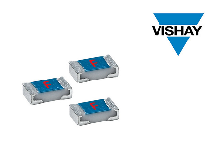 Fast-acting thin film chip fuse for automotive applications