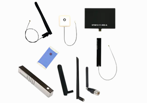 Smart Home Connectivity Powered by IoT Antennas